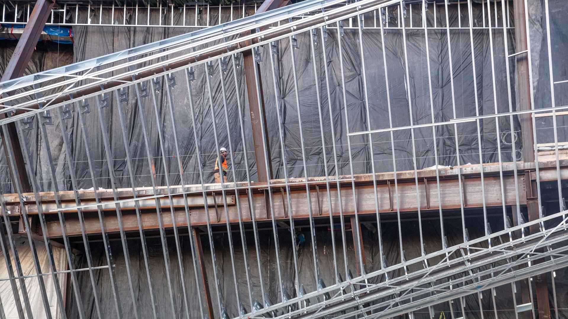 How LVL Construction Materials Enhance Structural Integrity